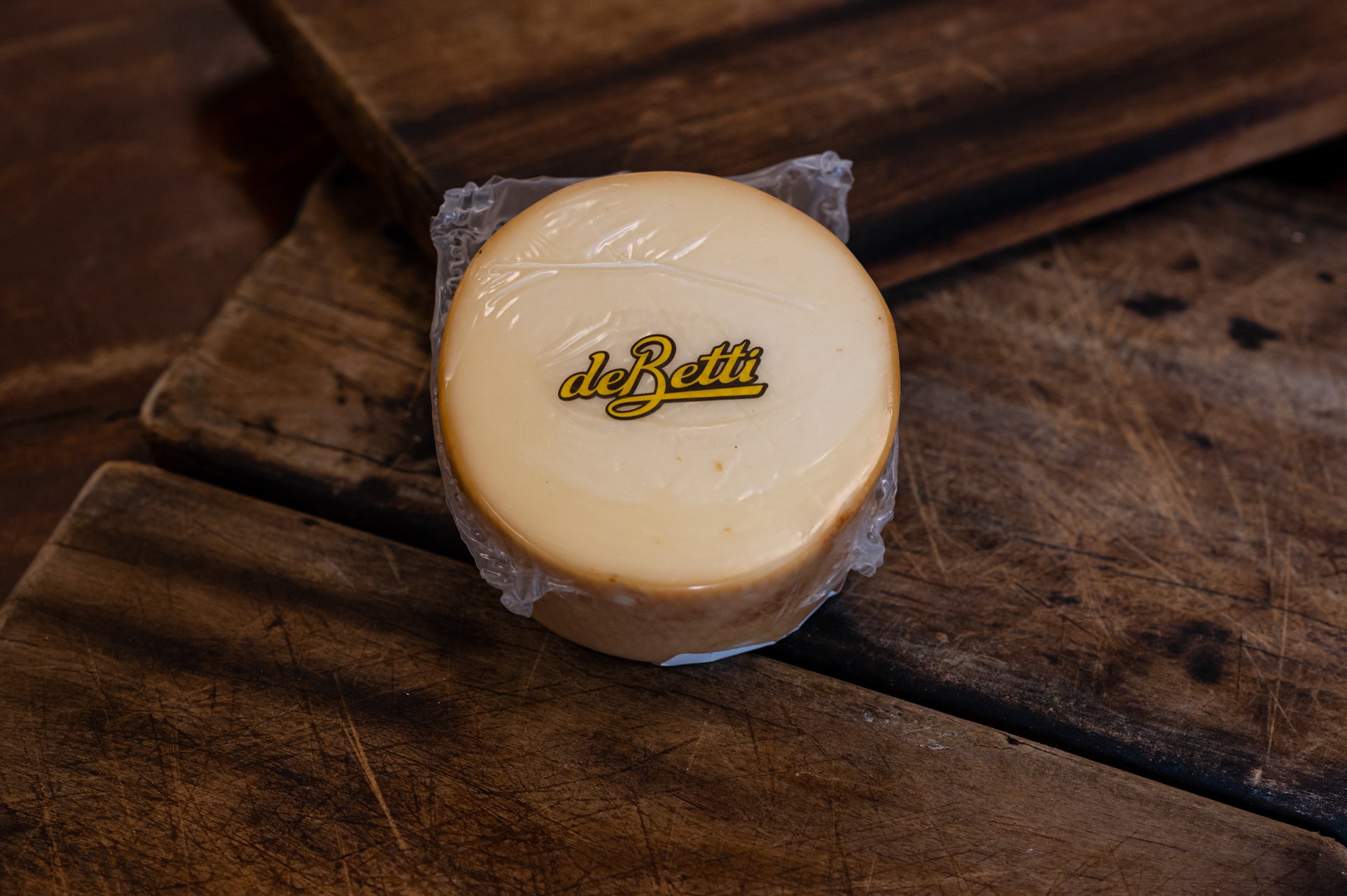 Queijo Provolone – deBetti Dry Aged